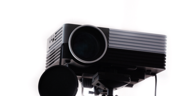 Different Types of Projector Screens - Home Theater Geek